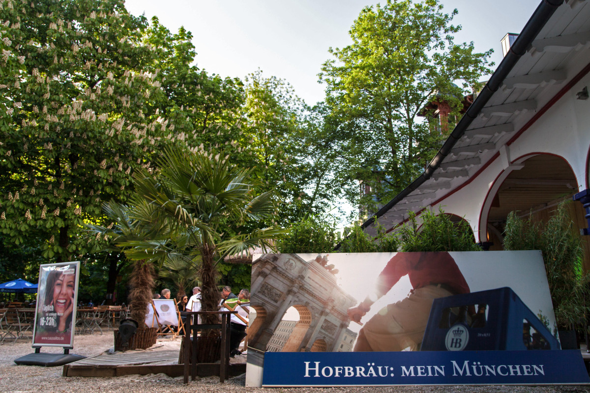 Hofbräukeller - Münchens Biergärten